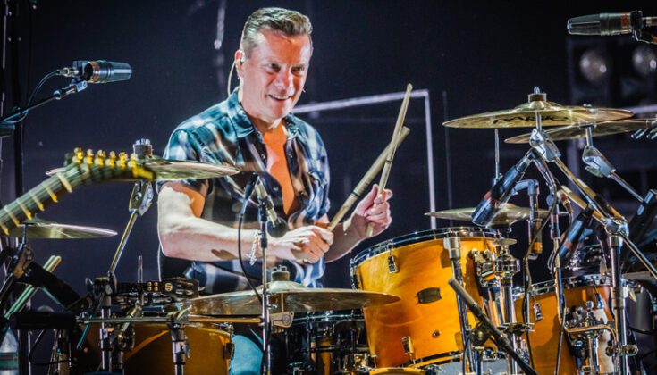 Larry Mullen Jr. de U2 lucha contra enfermedad que le dificulta tocar ...