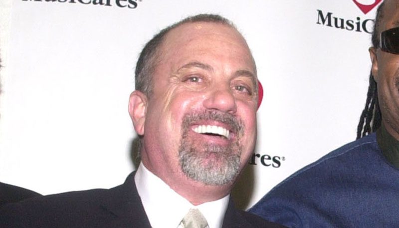 Billy Joel cancela su gira, tras un diagnóstico médico - iHeartRadio