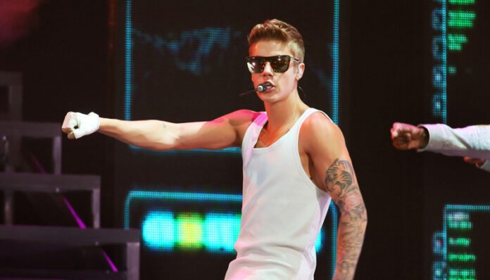 Justin Bieber: ¡Ya sabemos cuándo sale su nuevo disco, "Swag"! - iHeartRadio