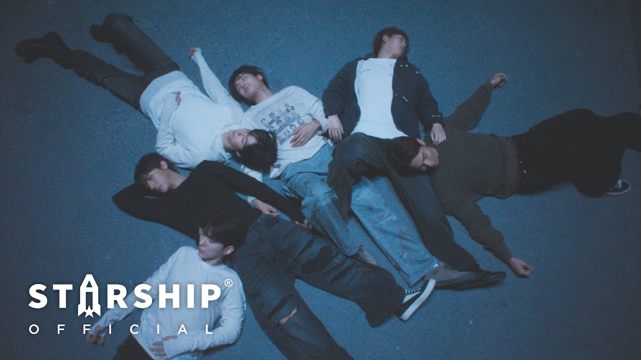 Escucha “Baby blue” lo más nuevo de MONSTA X - iHeartRadio