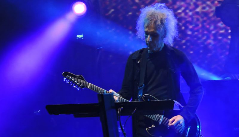 The Cure confirma deceso de su guitarrista, Perry Bamonte - iHeartRadio